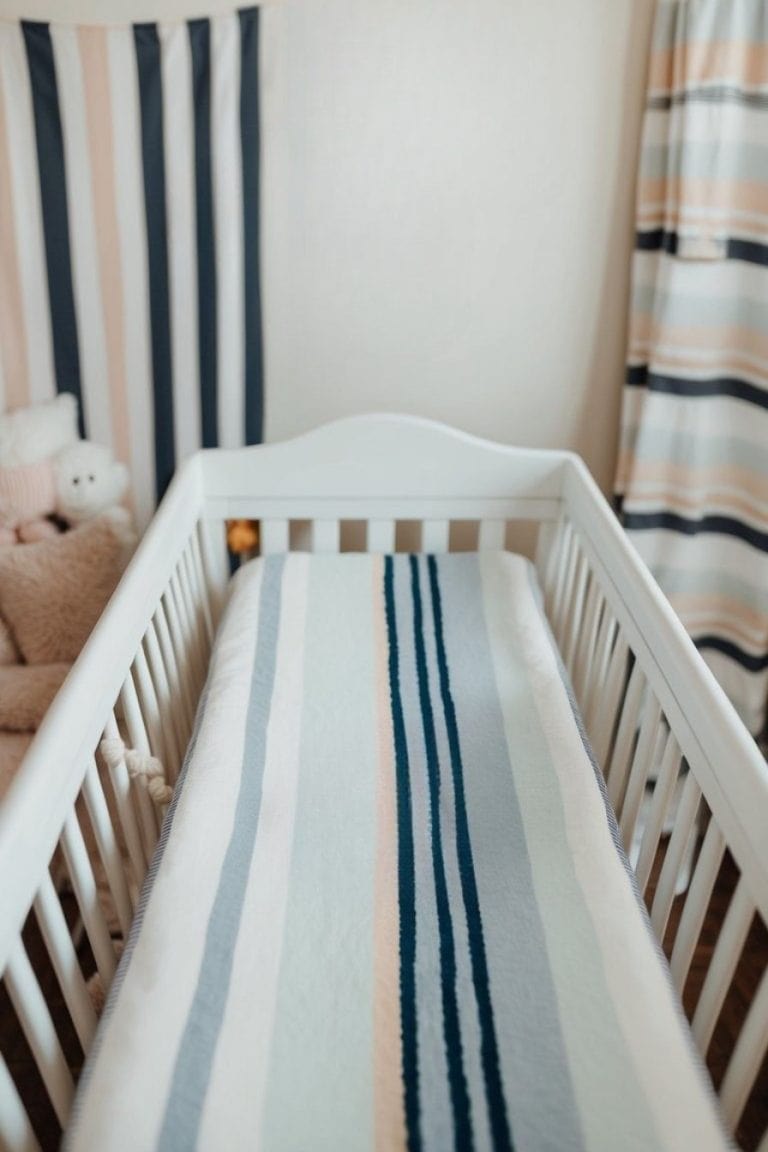 15 Striped Nursery Ideas: Fun and Stylish Ways to Liven Up Your Baby's Room
