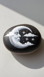 37 Moon Painted Rock Ideas – Inspiring Designs for Celestial and Galaxy ...